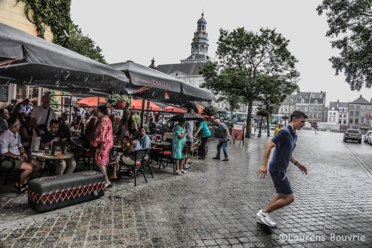 Weerklager: “Glas niet half leeg, het staat vol regenwater”