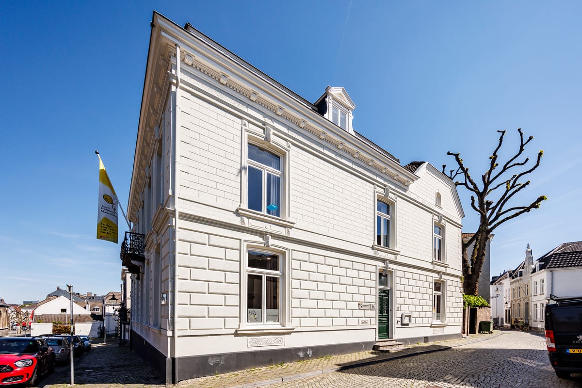 Toon Hermans Huis Maastricht staat als een huis