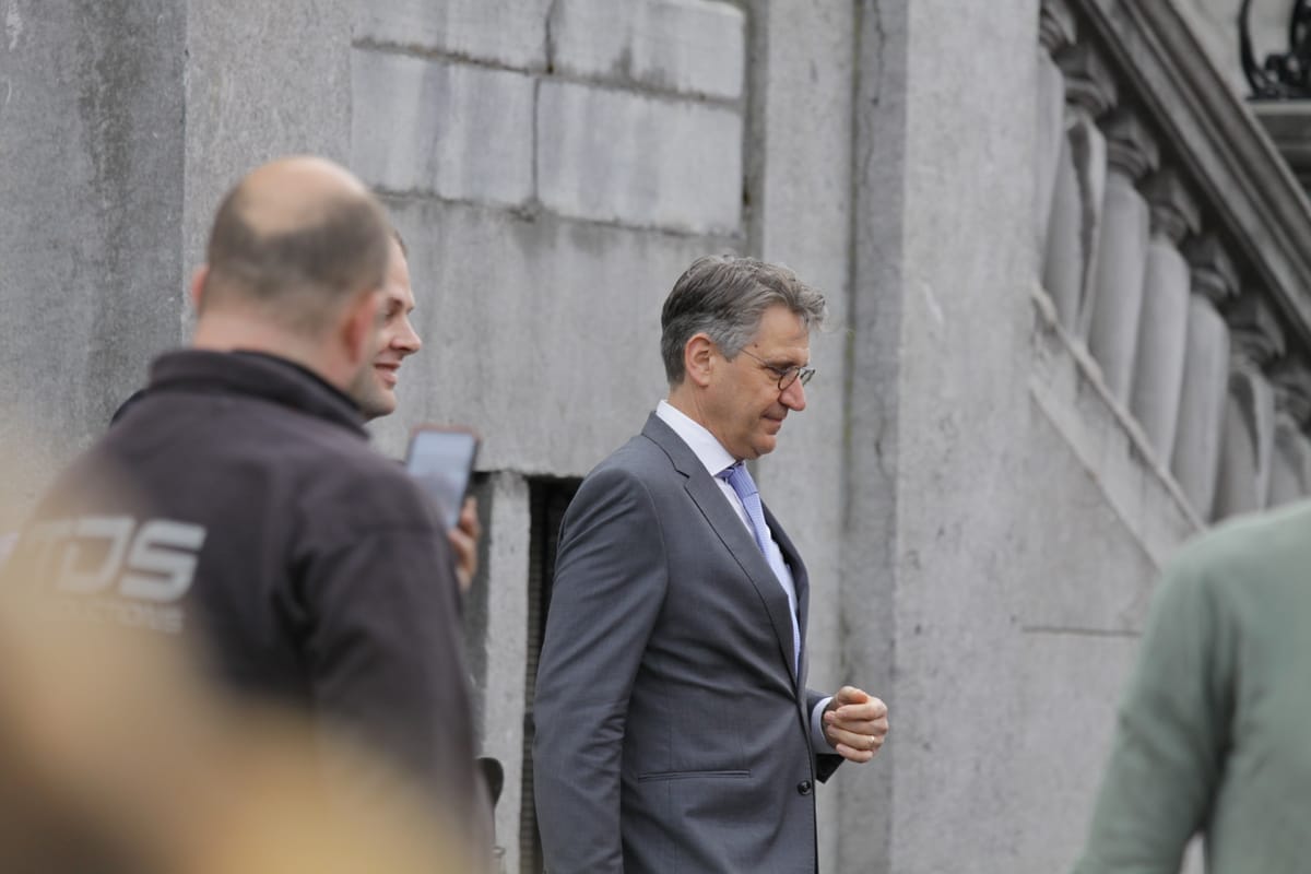 Hillenaar gaat zonodig optreden tegen desinformatie